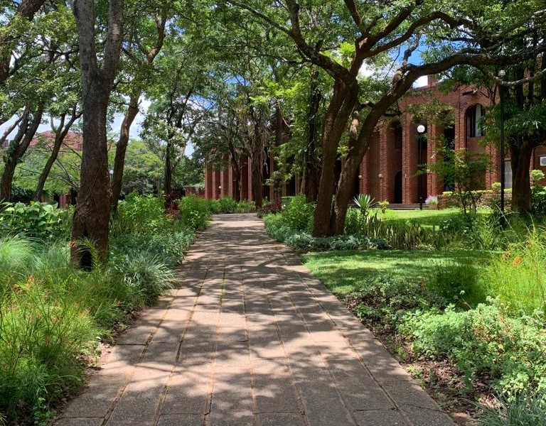 Welcome | Kamuzu Academy - honor deo et patriae